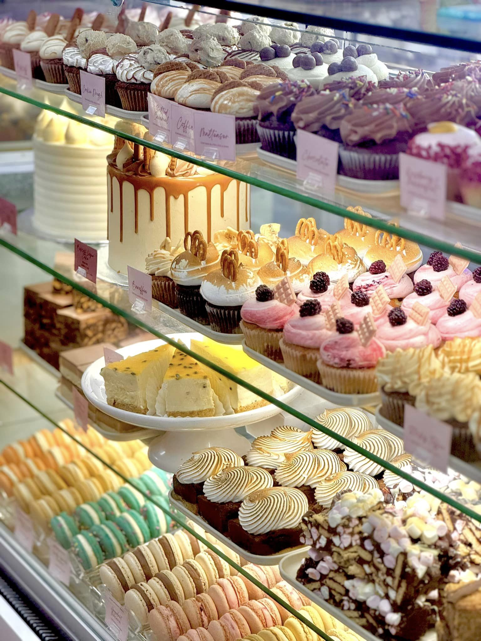Bakery – Nicole Olivia Cake Designs